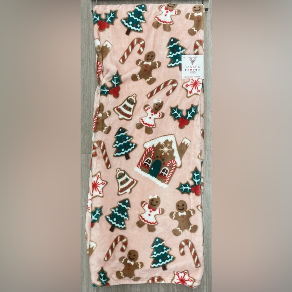 Casaba | Bedding | Casaba Pink Christmas Gingerbread House Man Cookies ...